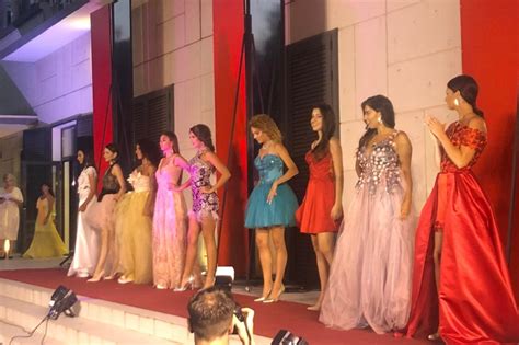 Модно ревю на студентите от специалност „Моден дизайн” на НХА филиал Бургас Виа Понтика