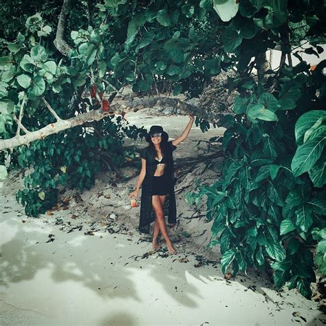 Burçin Abdullahs Feet