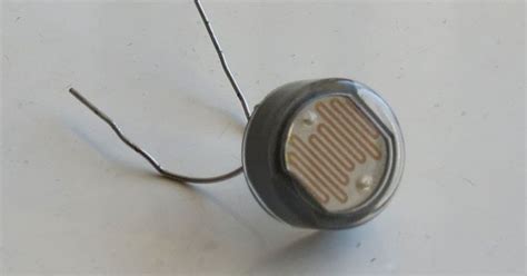 Davide Gironi Blog Measure Light Lux With Ldr On Avr Atmega Using Ldr Library 01