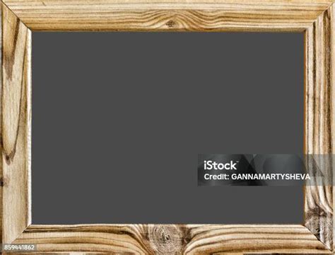 고립 된 개체입니다 검은 배경 칠판 또는 흰색 절연 학교 보드 나무 골격 텍스트에 대 한 공간을 복사 합니다 여유 공간입니다 0명에 대한 스톡 사진 및 기타 이미지 Istock