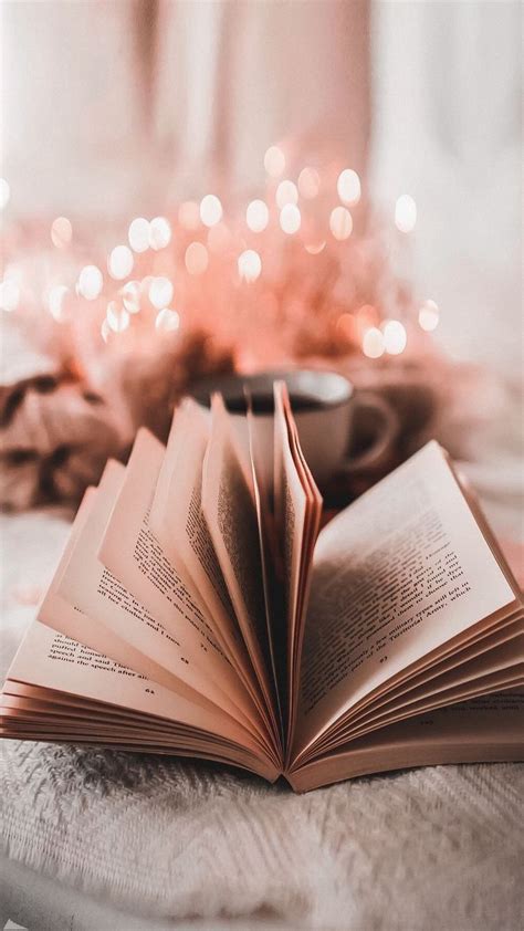 Book Lovers Aesthetic Iphone Wallpaper Book Wallpaper Cute