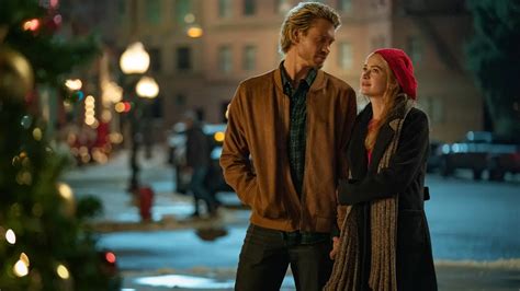 Новорічні фільми 2024 15 нових різдвяних стрічок Файне Місце лайфстайл українською