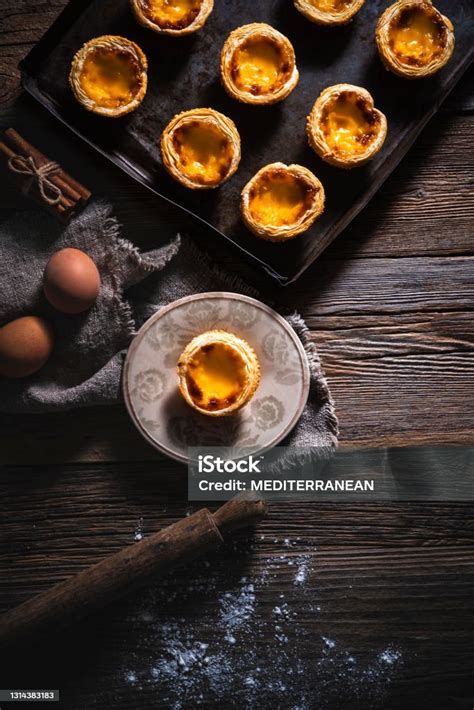 벨렘 케이크 또는 파스티스 드 벨렘 포르투갈 전통 레시피 파스텔 드 나타 커스터드 타르트 Pastel De Nata에 대한 스톡 사진 및 기타 이미지 Pastel De