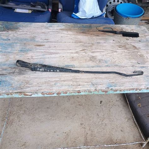 Рамо Чистачка Дясна За Фолксваген Пасат 3 Б4 1995г Vw Passat 3 B4 1995y Други авточасти