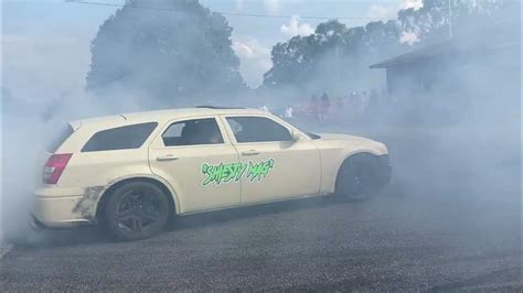 Hellaphant Takes Over Gary Indiana Legal Pit Youtube