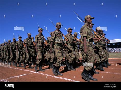 Eritrea Military Stockfotos Und Bilder Kaufen Seite 2 Alamy