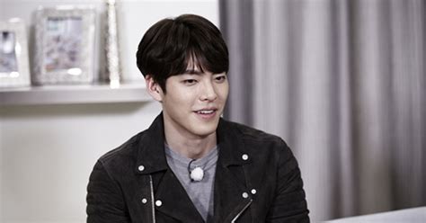 아시아프린스 김우빈편 예고편 공개 현실남친 같은 매력 설렘폭발