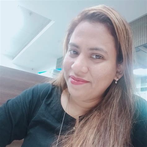 Ruchi Desai Executive Assistant Portfolio Financial Services Ltd