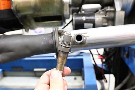 How An Exhaust Leak Affects Wideband O2 Sensor Readings Hot Rod Network