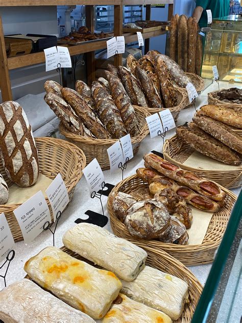 토마토 오픈 샌드위치