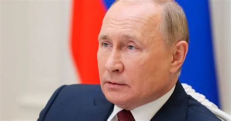 Politologu Rus Putin Vuan Nga Kanceri Po Mbahet Në Jetë Nga Mjekët