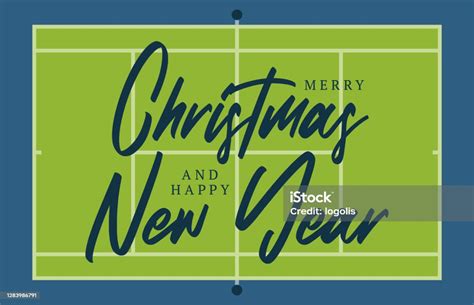 크리스마스와 새해 테니스 코트 필드 인사말 카드 레터링 크리스마스와 새해 축하를위한 창조적 인 테니스 필드 배경 스포츠 인사말 카드 12월에 대한 스톡 벡터 아트 및 기타