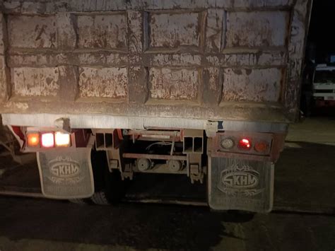 អាណោចអាធ័មណាស់ ជិះម៉ូតូរអិលដួលចូលក្រោមរថយន្តដឹកថ្មកិនស្លាប់ភ្លាមមួយរំពេច សារព័ត៌មាន នគរវត្ត