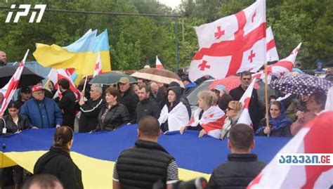 რუსთავის ციხესთან მიხეილ სააკაშვილის სამკურნალოდ საზღვარგარეთ გადაყვანის მოთხოვნით საპროტესტო