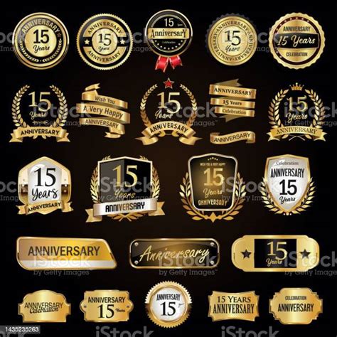 기념일 복고풍 빈티지 배지 월계관 방패 금속판 및 라벨 벡터 일러스트 레이 션 V 0명에 대한 스톡 벡터 아트 및 기타 이미지