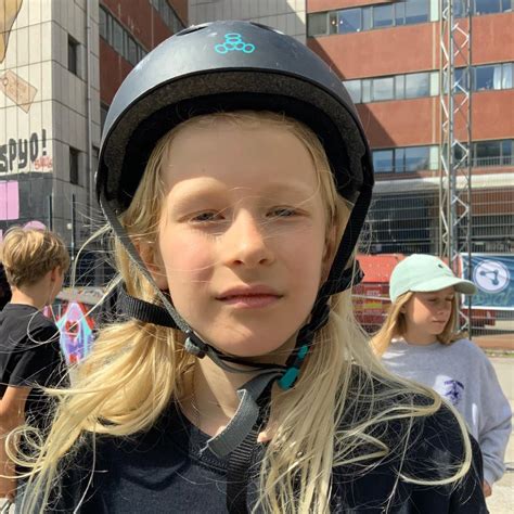 Victor Ovesen From Den Skateboarding Global Ranking Profile Bio Photos And Videos