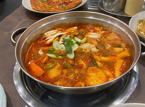 능이닭한마리 신용산 공릉닭한마리