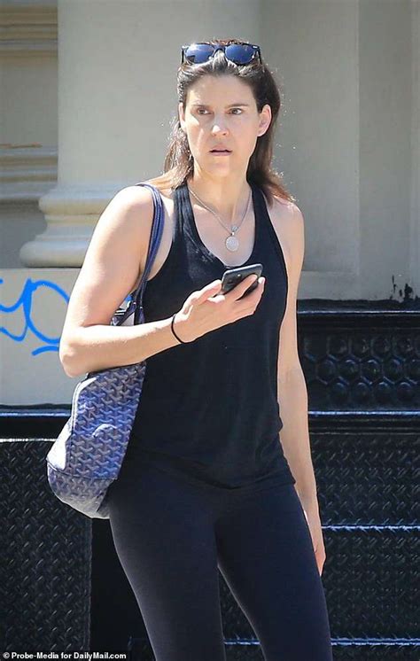 Jeffrey Epsteins Former Assistant Sarah Kellen Dodges Prosecution For