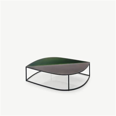 Discover Leaf 002 The Ultimate Outdoor Side Table