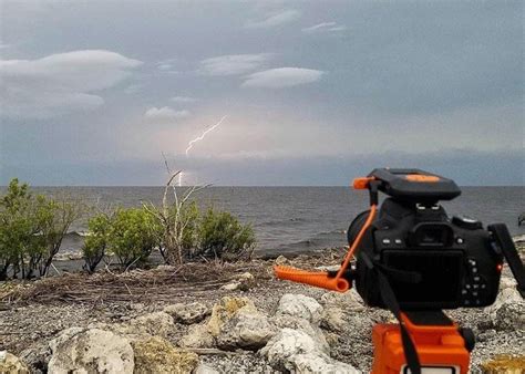 How Does A Lightning Trigger Work Miops