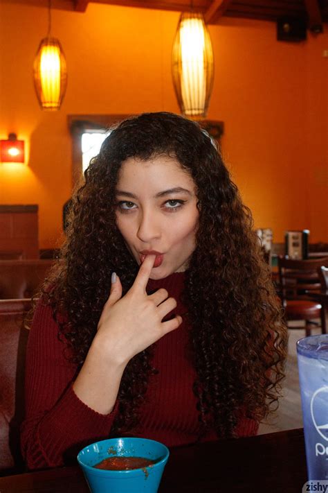 Lana Lovelace Iz Too Espicy Zishy