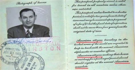 საბაჟოს თანამშრომელმა მოხუცის გაბრაზება სცადა მან კი სწრაფადვე გააჩუმა