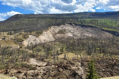 Chilcotin River Landslide Risks Ongoing Checkpoints To Be Taken Down