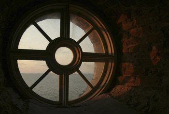 DIY Round Window Frame Tutorial