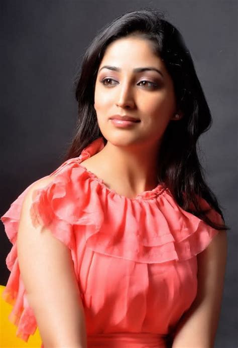 Cinirangam Yami Gupta Images