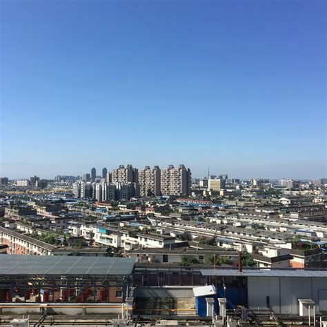 무료 이미지 수평선 구조 지평선 시티 마천루 도시 풍경 파노라마 도심 경기장 탑 블록 파란 하늘 항공