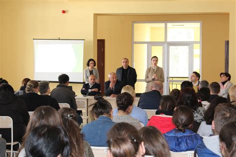 28 მარტი ღია კარის დღე კოლეჯში