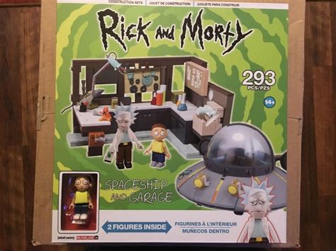 Mcfarlane Toys Rick And Morty Spaceship Garage Large Construction Set