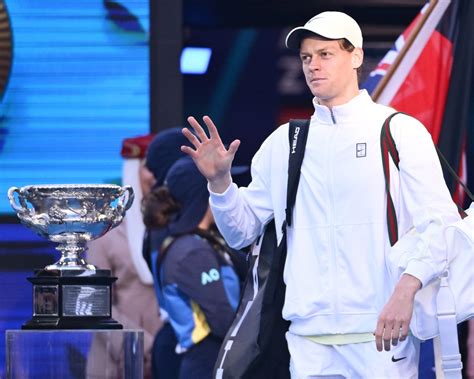 فینال اوپن استرالیا یانیک سینر ۳ ۰ الکساندر زورف؛ قهرمانی دیگر برای