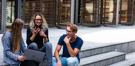 The Difference Between Realistic And Unrealistic Expectations In Marriage