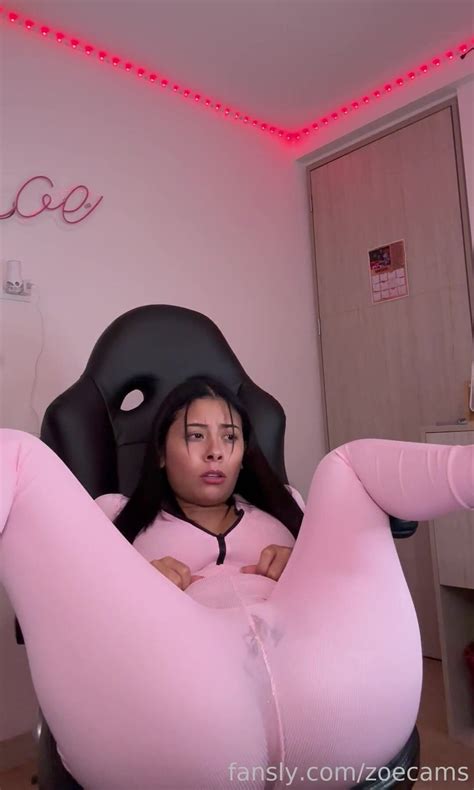 Latina Gilr Pee Thisvid Com