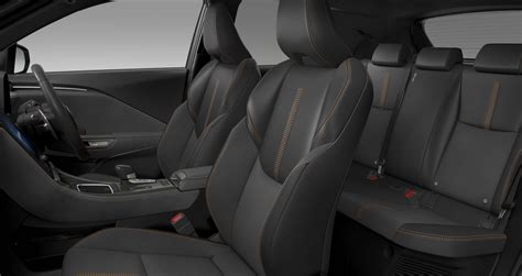 Lexus Lbx｜“bespoke Build”