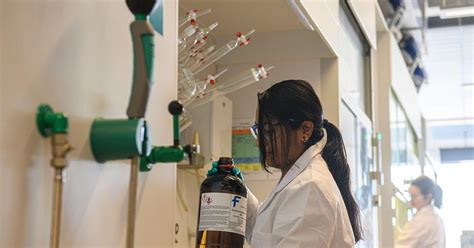 Epa Proposes Ban On Most Uses Of Dichloromethane News Chemistry World