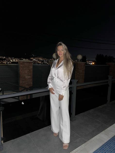 Syntx Ai универсальный Telegram бот с 70 нейросетями для генерации контента и решения задач