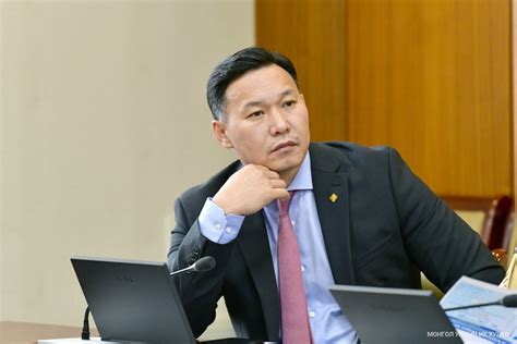 Эрүүл мэндийн даатгалын тухай хуулийн хэрэгжилтийн асуудлаарх ажлын хэсэг хуралдлаа