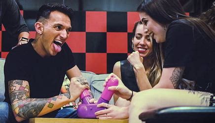 The Cum Face Game