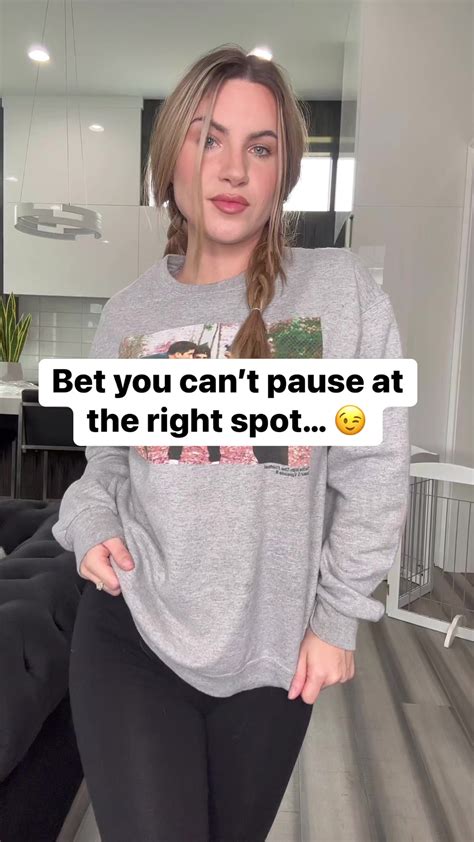 Pause Game Level Jurassic World 😉 Pause Pausechallenge Fishnets Lolipop Blonde