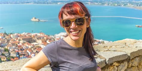 Zodiac Signs Who Prefer To Be Single January Yourtango