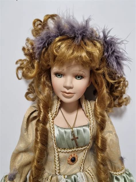 Колекційна старовинна фарфорова лялька 1 100 грн Колекціонування Рованці на Olx