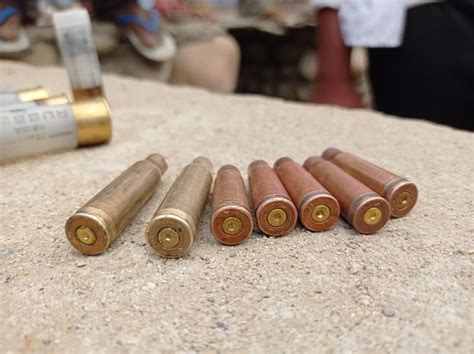 မြစ်ကြီးနား၌ အကြမ်းဖက်စစ်တပ်က ပစ်ခတ်သဖြင့် ကလေးငယ် ၁ ဦး ကျည်ထိမှန်