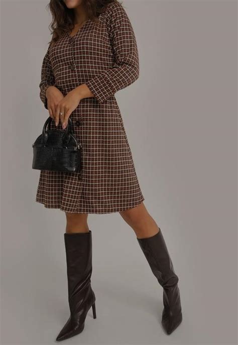 Тепла сукня у клітинку — ціна 50 грн у каталозі Короткі сукні Купити жіночі речі за доступною
