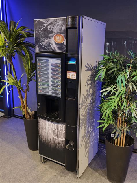 Máquina Vending Necta Kikko Iberian Vending