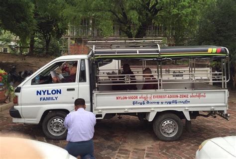 Adixin Myanmar May 30 2016 စီးတော် ယာဥ် လှူဒါန်း ခြင်း မဂ်လာ