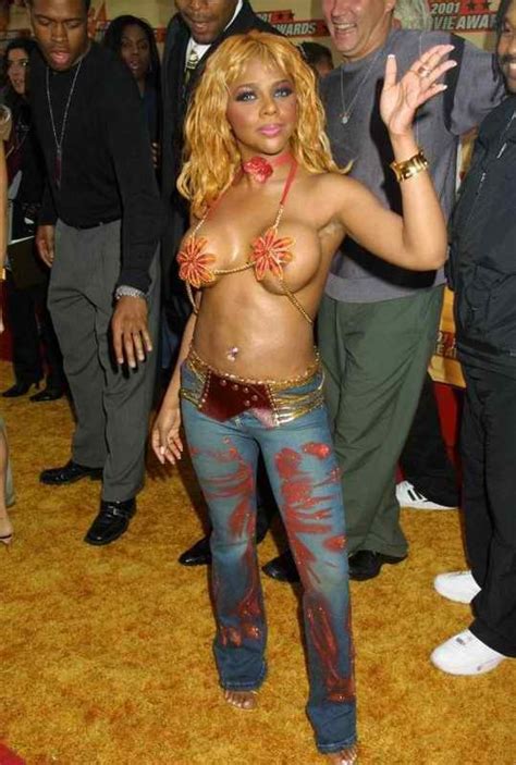 Lil Kim Shesfreaky