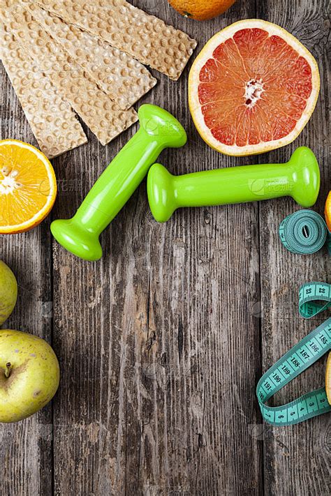 饮食和健康的生活方式。