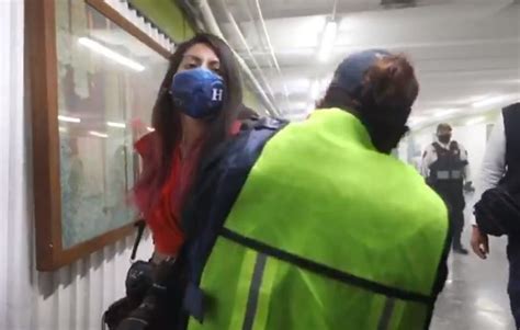 Acusan A Policía De La Cdmx Por Agredir A Fotoperiodista Cubría El Día